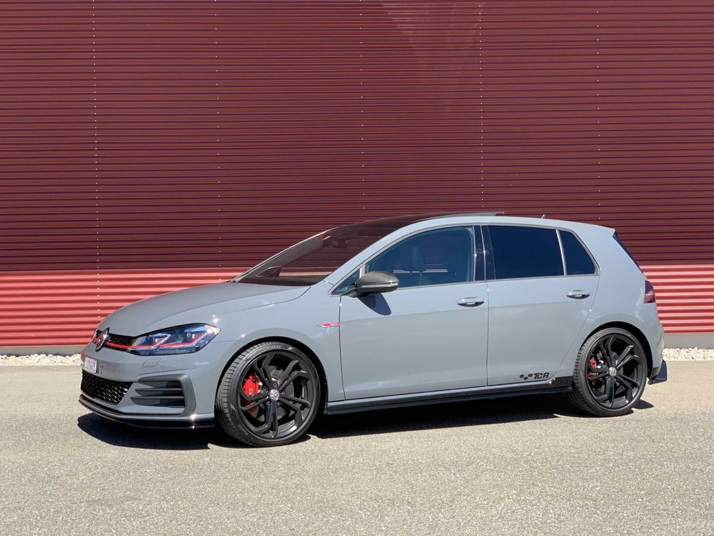 VW GOLF 7.5 GTI TCR - 290PS - pure grey - Leder - APR (Gebraucht) in ...