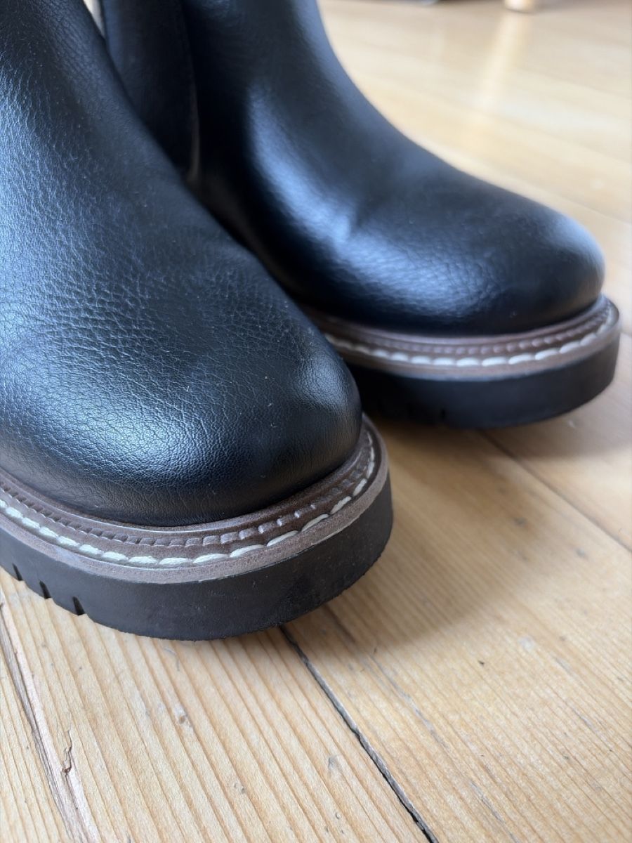 Schwarze Chelsea Boots Gr. 37- wie neu (Neu (gemäss Beschreibung)) in ...