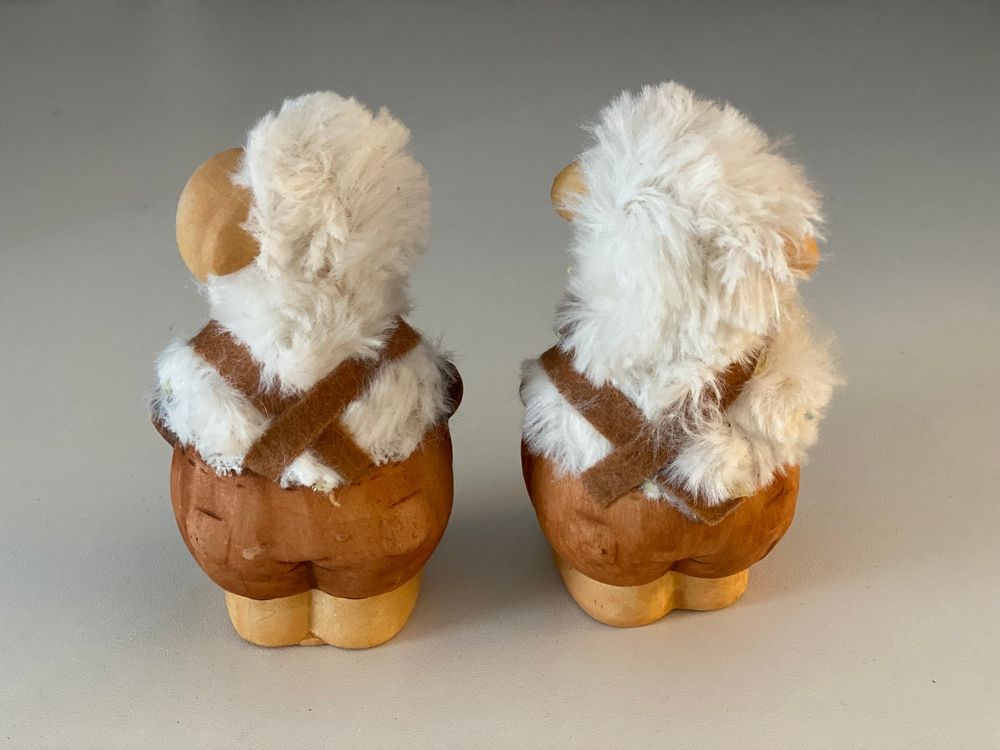 2 Deko Schäfchen in optischer Lederhose | Kaufen auf Ricardo