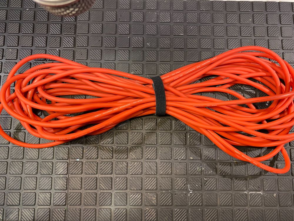 Câble audio blindé longueur 16m - Neuf. (Neuf (Voir description)) à Aigle pour CHF 16 – avec ...