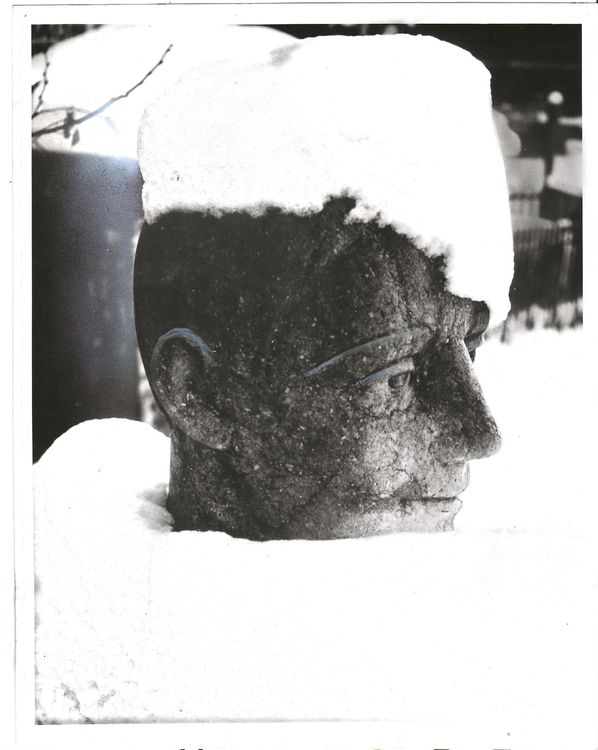 Orig. Pressefoto, Zürich, Winter-Kunst, Skulptur, 1965 (Gebraucht) in Frauenfeld für CHF 9 – mit ...