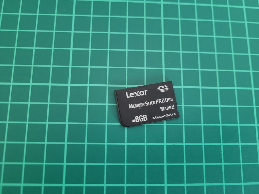Lexar Memory Stick PRO Duo 8GB - Perfect for Summer! (Gebraucht) in ...