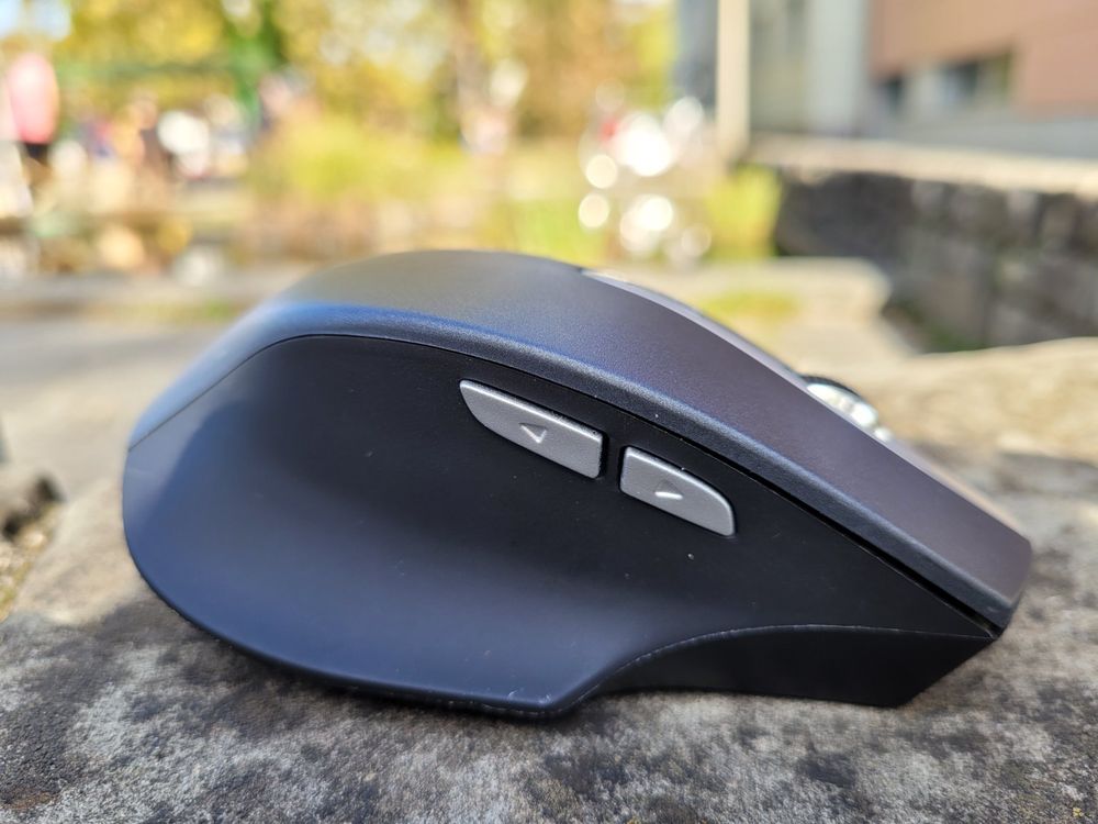Kabellose Funkmaus mit ergonomischer Daumenablage | Kaufen auf Ricardo