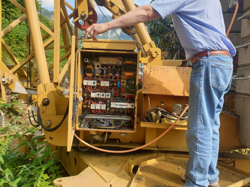 Kran, Turmdrehkran Selbstaufsteller Abholung in Vitznau (Gebraucht) in Cham für CHF 6810 – nur ...