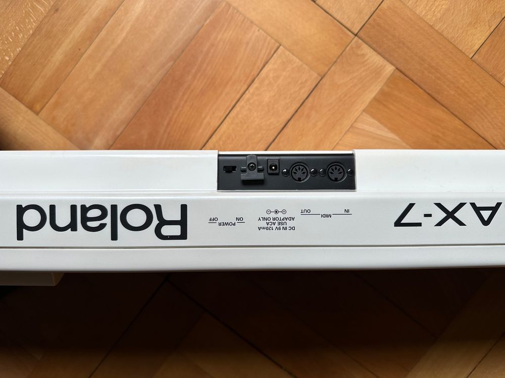 Midi Keyboard Roland AX 7 Umhängeklavier (Gebraucht) in Bern für CHF 80 ...