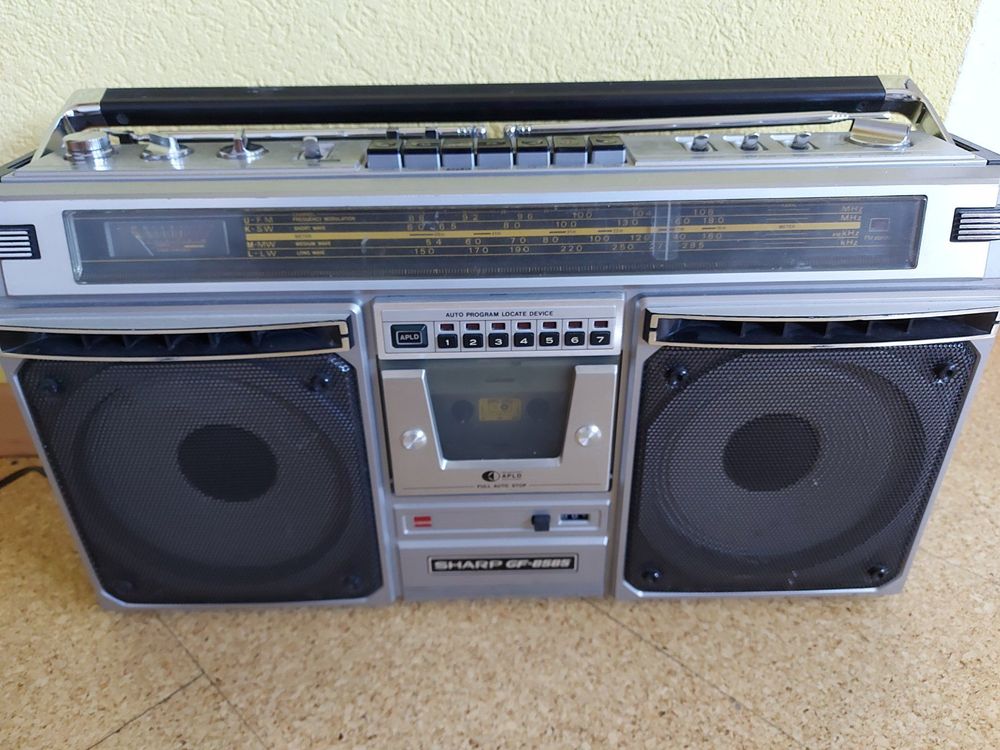 SHARP Radio (Gebraucht) in Wünnewil für CHF 50 – nur Abholung auf ...