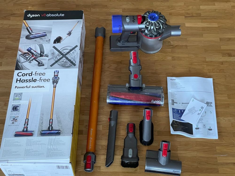 Dyson V8 absolute mit Original Verpackungen | Kaufen auf Ricardo