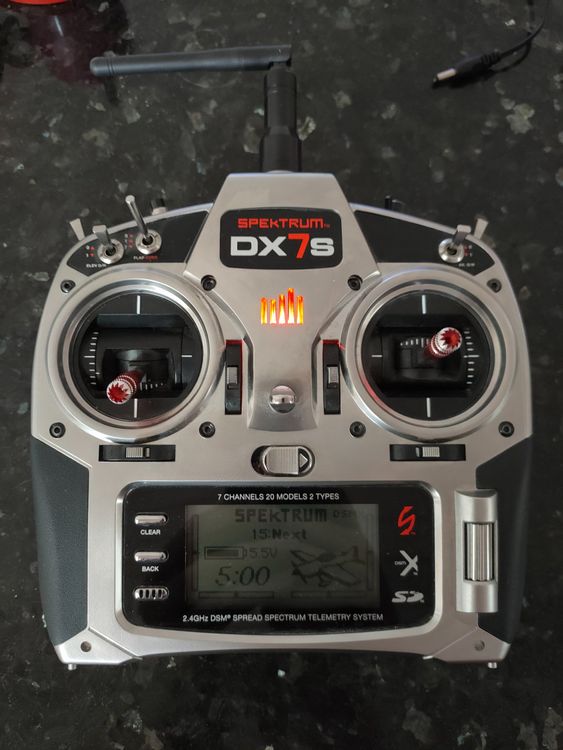 Spektrum DX7s (Gebraucht) in Pfäffikon ZH für CHF 75 – mit Lieferung auf Ricardo kaufen
