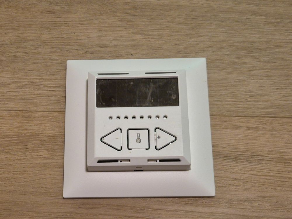 Omnio Enocean Funk Thermostat RTF-CH-161 | Kaufen auf Ricardo