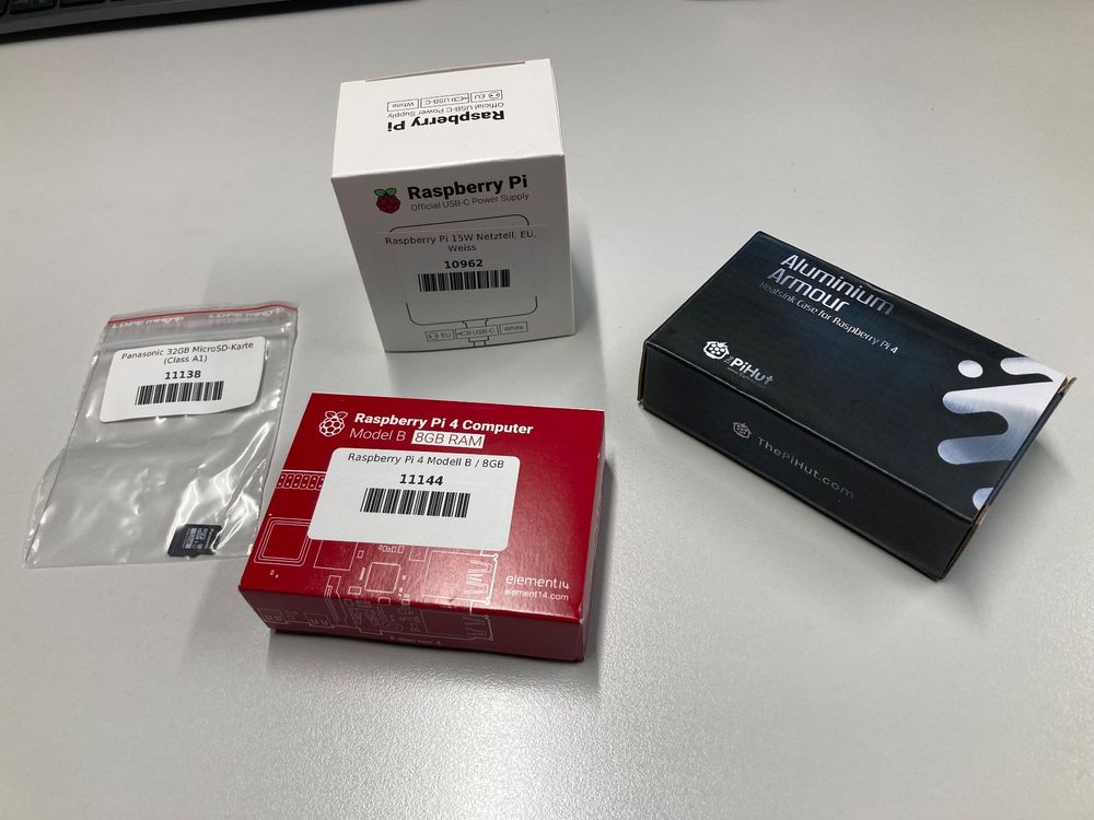 Raspberry Pi 4 Model B 8GB (Neu und originalverpackt) in Zürich für CHF ...