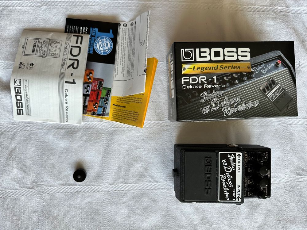 Fender '65 Deluxe Reverb Pedal Boss FDR-1 (Gebraucht) in Chur für CHF ...