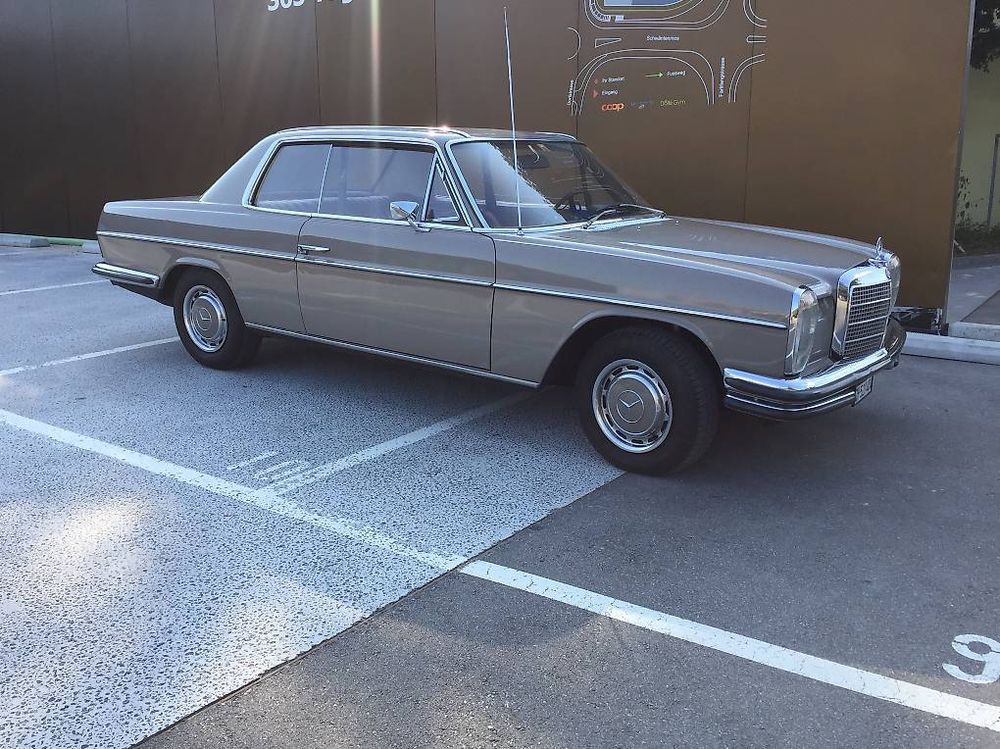 Mercedes 250 CE (Gebraucht) in Zürich für CHF 17000 – nur Abholung auf ...