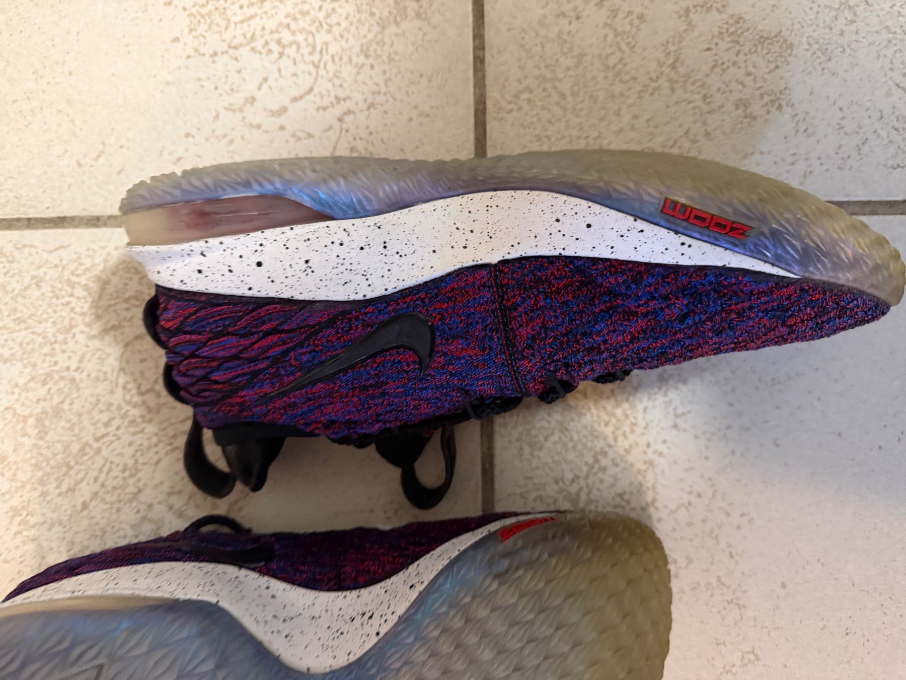 Nike LeBron 15 Low Grösse 43, Top Zustand (Gebraucht) in Zürich für CHF ...