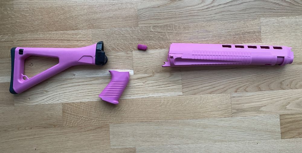 SIG 550 / Stgw 90 / PE 90 Pink (Neu (gemäss Beschreibung)) in Luzern ...
