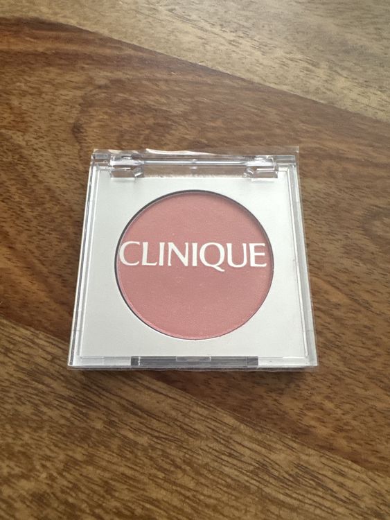 Clinique blush. New (Neu und originalverpackt) in Adliswil für CHF 3.5 – mit Lieferung auf ...