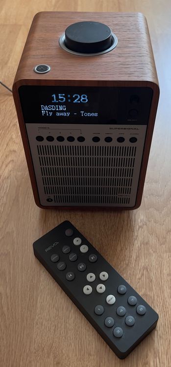 Revo SuperSignal DAB/FM/Bluetooth Walnuss/Silber (Gebraucht) in ...