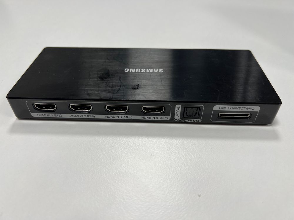 Samsung One Connect Mini (Gebraucht) in Horgen für CHF 50 – mit ...