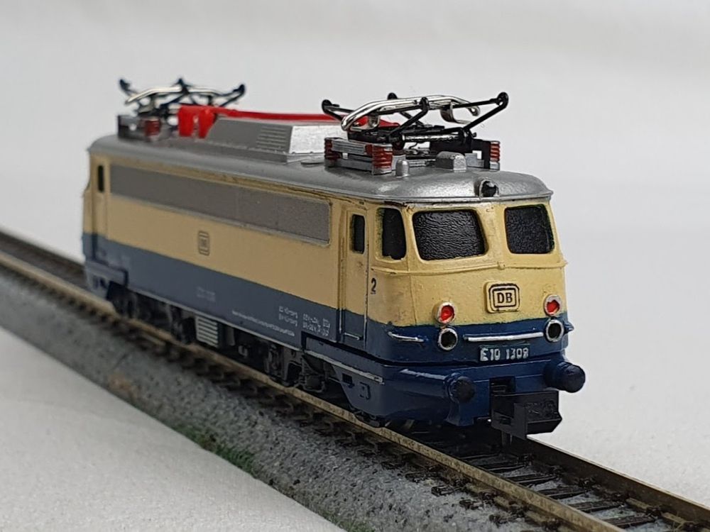 Minitrix 2931 DB E-10 (Bügelfalte) Rheingold-Farbgebung OVP | Kaufen ...