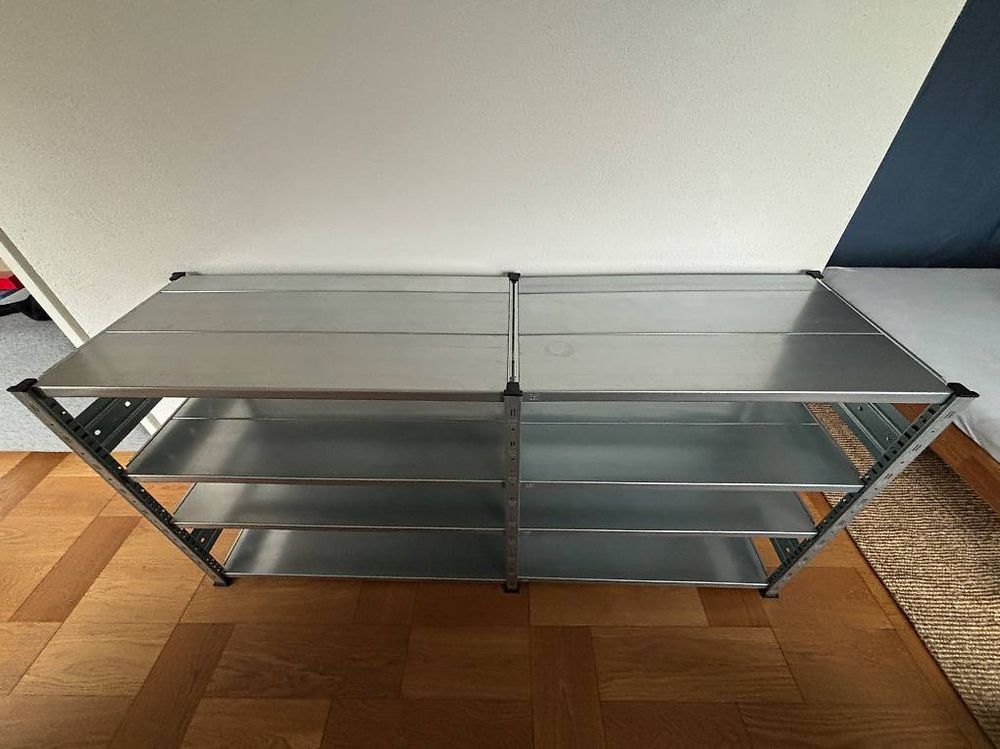 Errex Regal, ca. 190cm breit (Gebraucht) in Zürich für CHF 250 – nur ...