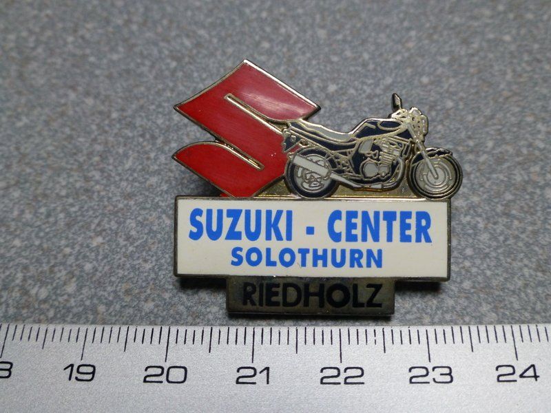 PIN PINS MOTORRAD Suzuki (Gebraucht) in Gränichen für CHF 1 – mit ...
