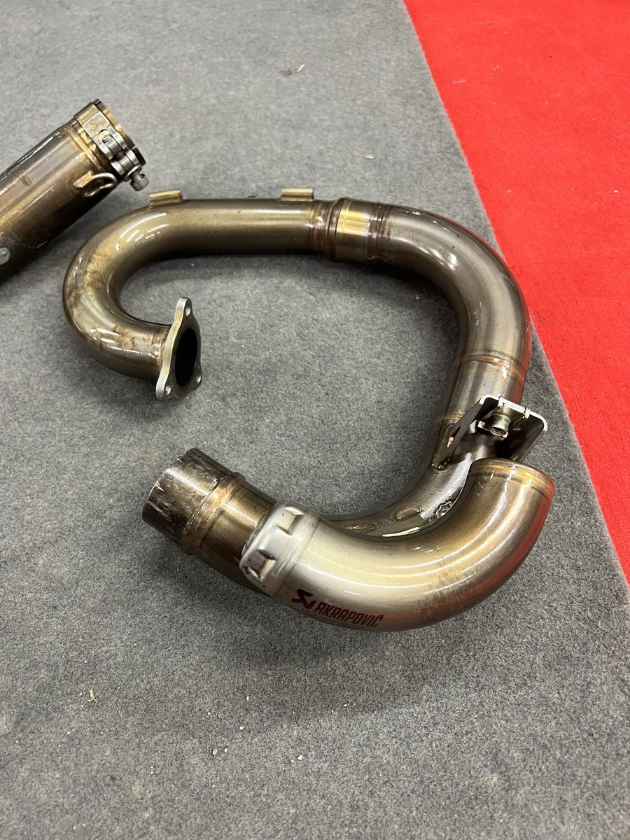 Akrapovic Auspuffanlage Yamaha yz450f,Top Zustand! Wie neu! (Gebraucht ...