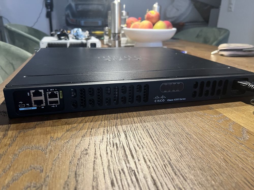 Cisco 4331 Integrated Service Router (Gebraucht) in Glattpark(Opfikon ...