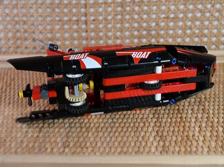 Lego Technic Rennboot (Power Boat) 42089 (Gebraucht) in Seftigen für ...