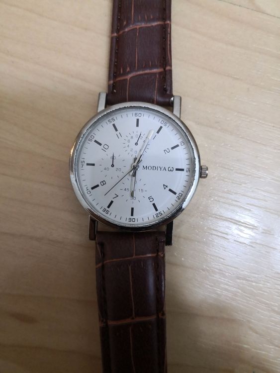Armbanduhr für Männer MODIYA | Kaufen auf Ricardo