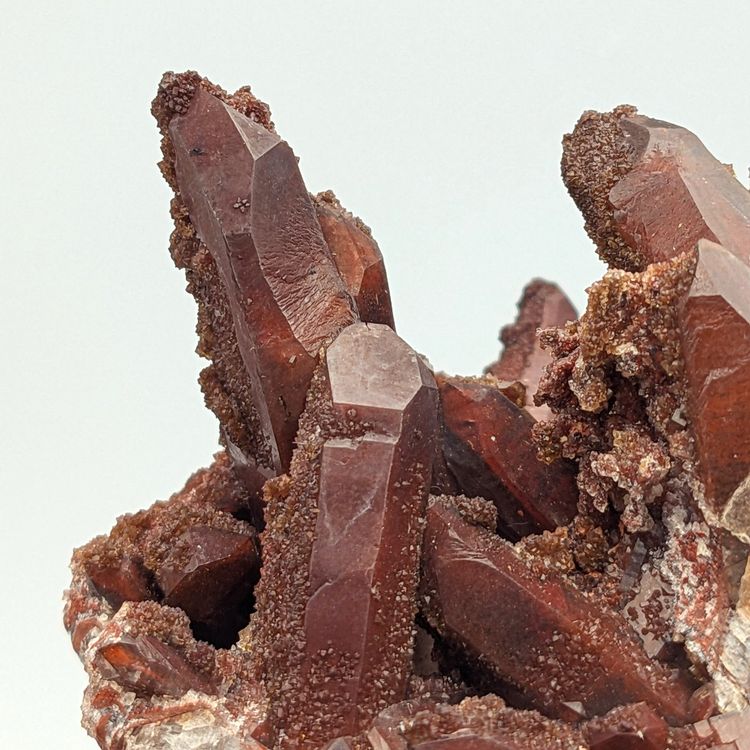 HÄMATIT-QUARZ ROT, Farbe ROT dunkel natürlich (Neu (gemäss Beschreibung)) in Balerna für CHF 109 ...