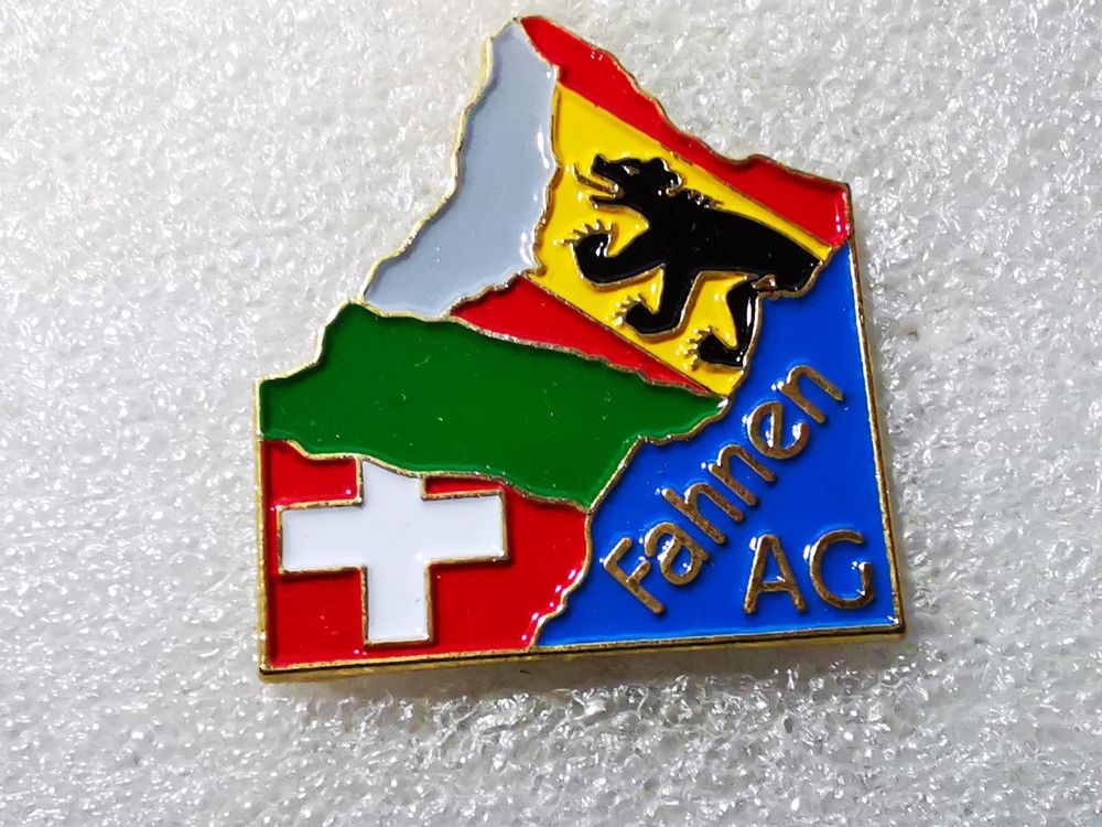 Ansteckpin 52: Fahnen AG (Gebraucht) in Oppligen für CHF 1 – mit Lieferung auf Ricardo kaufen