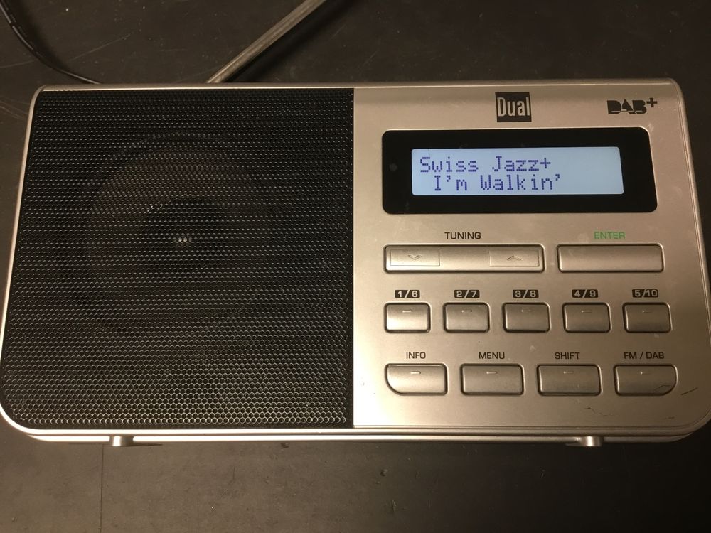 Dual DAB+ Radio (Gebraucht) in Courtaman für CHF 10 – mit Lieferung auf ...