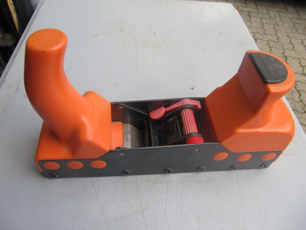 Handhobel Rali220 Swiss Made aus Kunststoff (Gebraucht) in Basel für CHF 54 – mit Lieferung auf ...