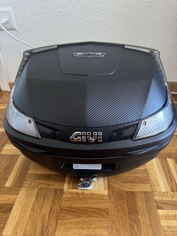 Givi B37NT Blade Tech Monolock Topcase (Gebraucht) in Ecublens VD für CHF 120 – mit Lieferung ...
