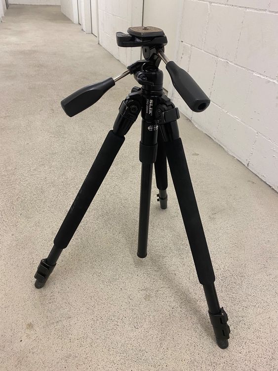 Stativ Slik Pro 330 DX (Gebraucht) in Schlieren für CHF 10 – mit ...