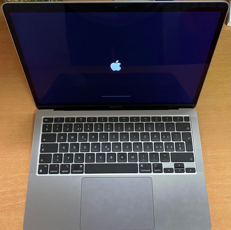 APPLE MacBook Air 13" (2021), M1, 8.0GB RAM, 256GB SSD | Kaufen auf Ricardo