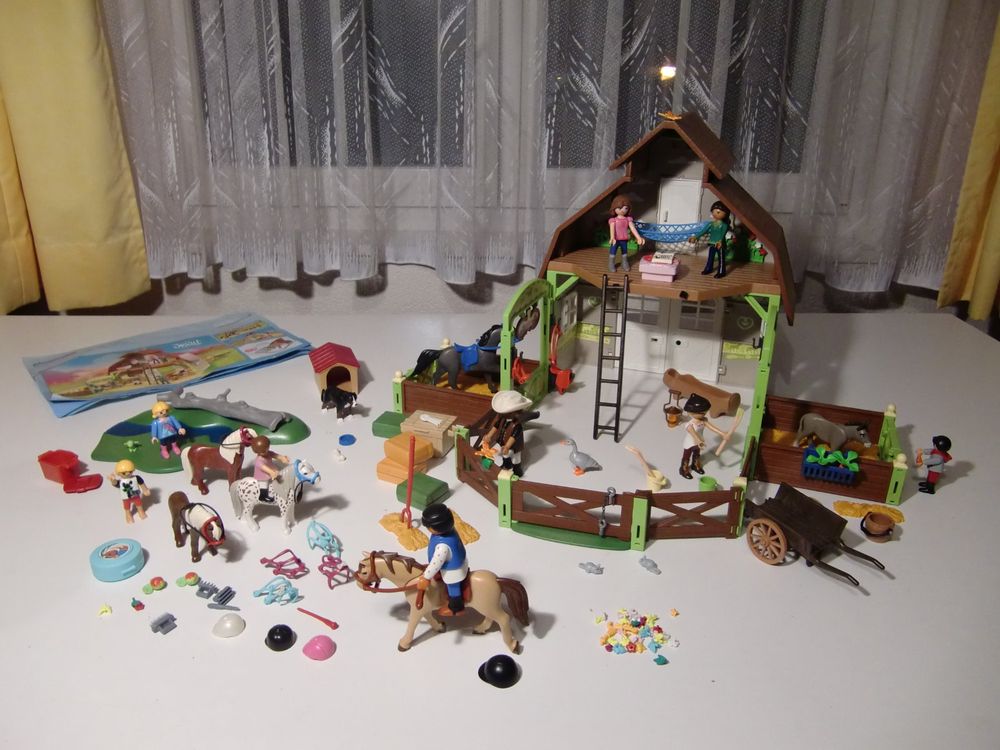 Playmobil Spirit grosse Stallanlage und Ausflug mit Ponys (Gebraucht ...