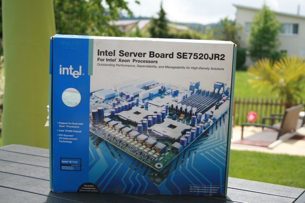 Intel Server Board SE7520JR2 + 2 Xeon CPU + 4x4GB Ram + PCI (Neu ...