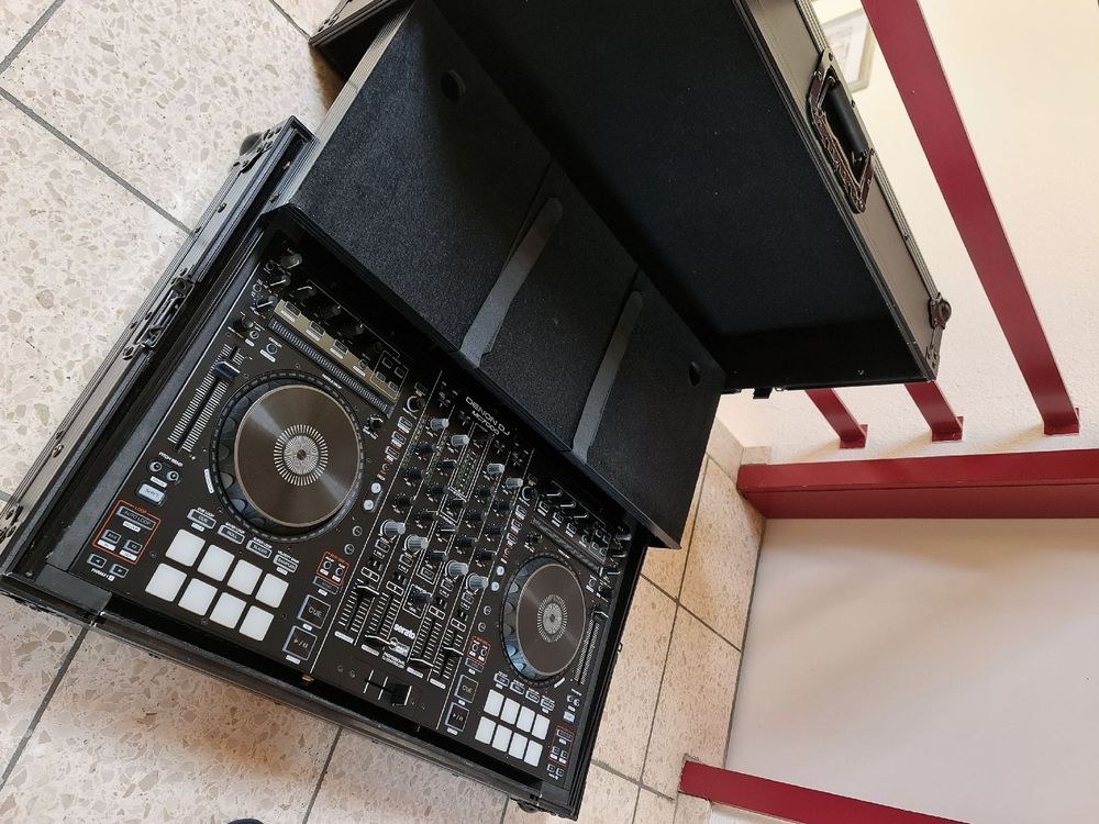 Denon DJ MC 7000 Controller (Neu (gemäss Beschreibung)) in Buchrain für ...