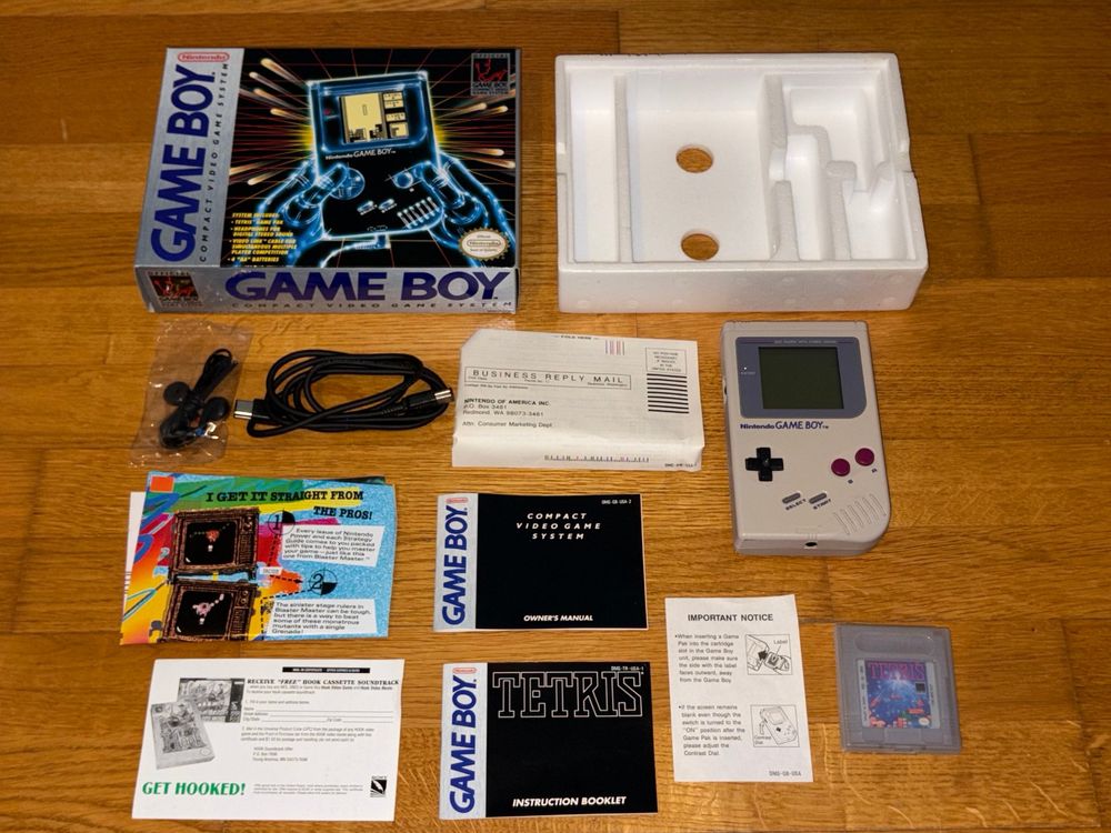 Nintendo Game Boy Classic (GB) Konsole Tetris Pak (OVP) (Gebraucht) in ...
