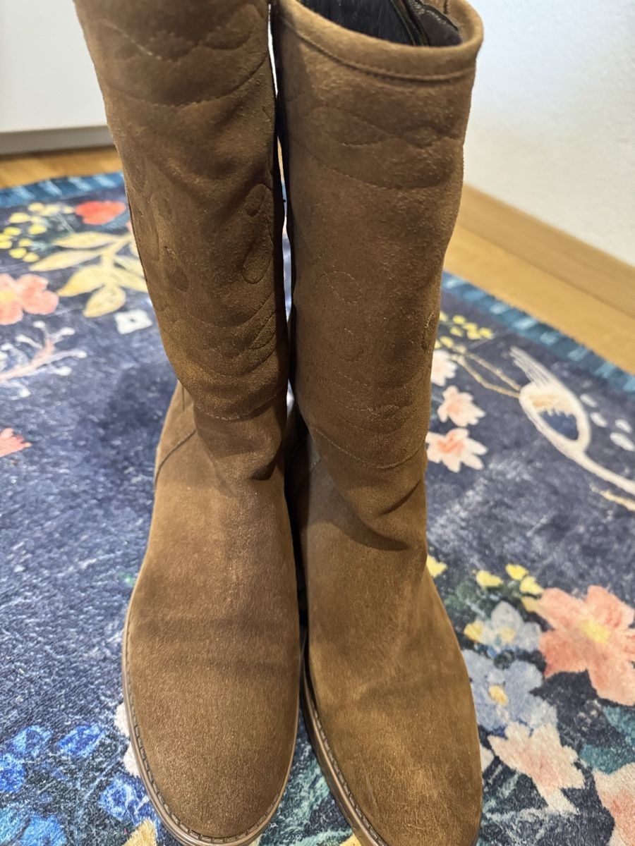 Bottes Ulanka daim camel t 39 Ita idéales automne 🍁 (D'occasion) à ...