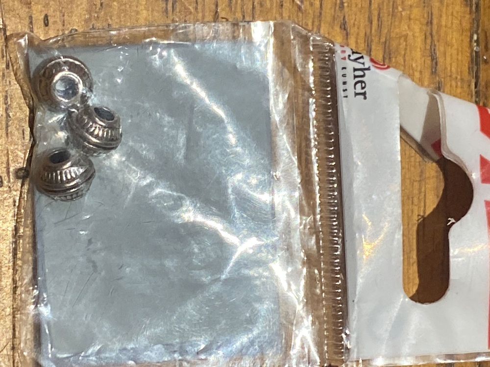 2290748 métal perle (Neu und originalverpackt) in Lajoux JU für CHF 1. ...