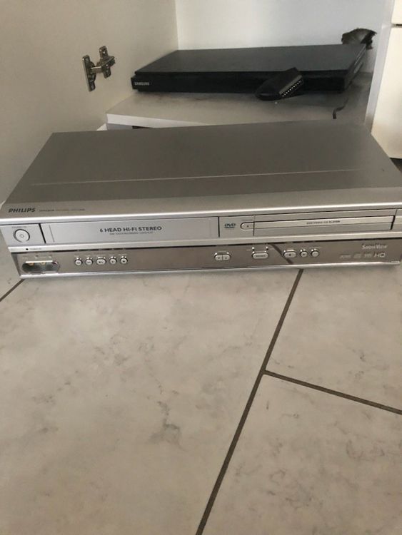 Combo Gerät VHS/DVD Philips DVP620VR (Gebraucht) in Grellingen für CHF ...