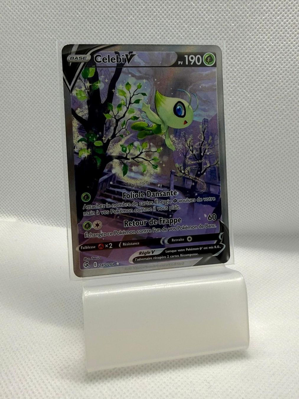 Celebi V 245 (NM) - Poing de Fusion (FST) 🇫🇷 (D'occasion) à St-Imier ...
