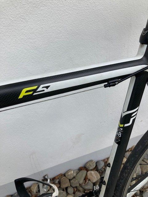 Rennrad FELT F5 Carbon 58cm (Gebraucht) in Illnau für CHF 400 – nur Abholung auf Ricardo kaufen