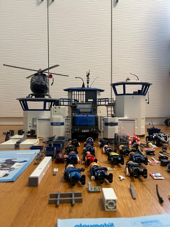 Playmobil Polizeistation, Erweiterung, Helikopter, SEK-Truck (Gebraucht ...
