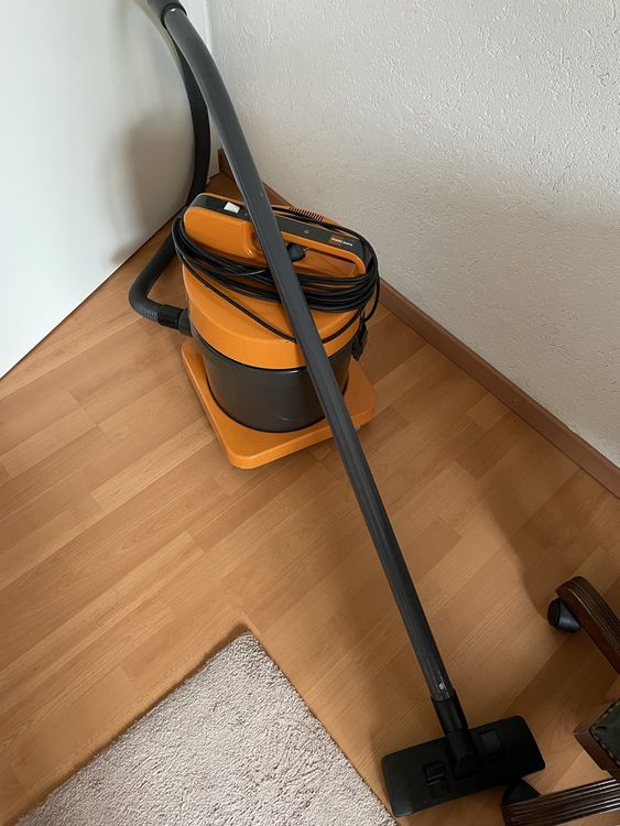 Taski Bora Staubsauger - Top Zustand, Sofort Abholbereit! (Gebraucht ...