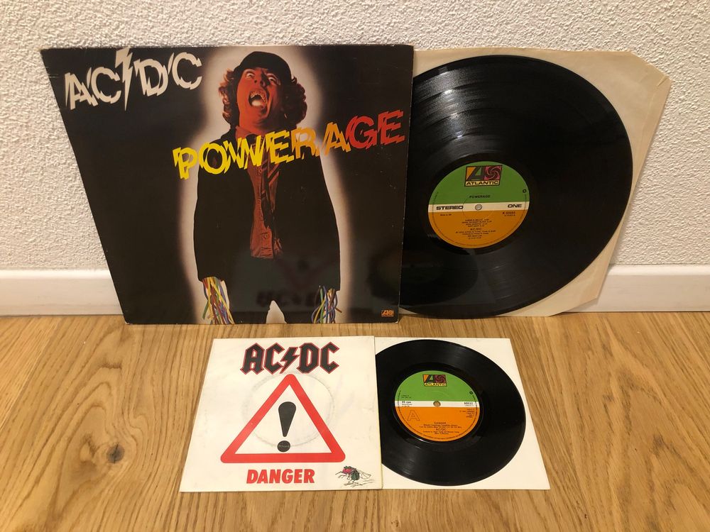 AC/DC POWERAGE LP 1978 & DANGER 7" SINGLE 1985 POSTER SLEEVE | Kaufen auf Ricardo