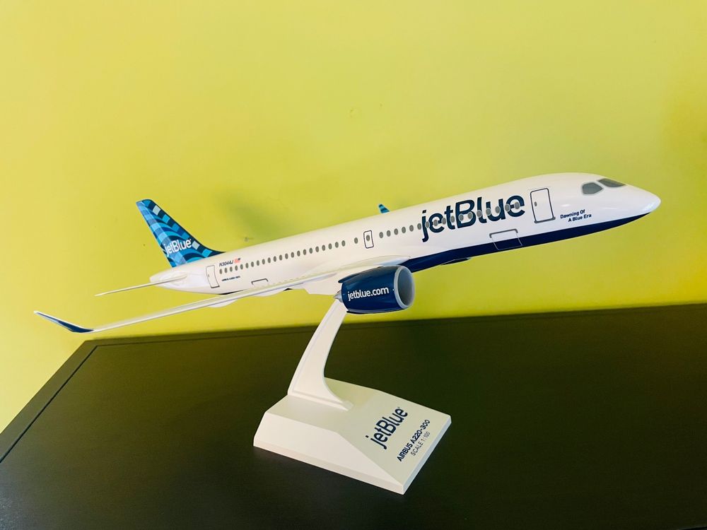 Airbus A220-300 Jetblue 1:100 | Kaufen auf Ricardo