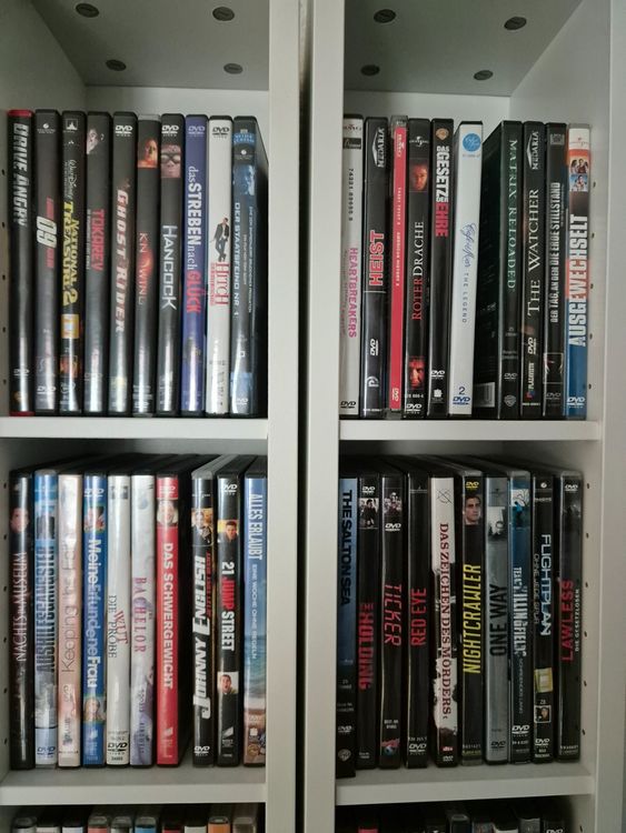 Grosse DVD Sammlung inkl. DVD Player, Regale und 1 KinoBild. | Kaufen ...