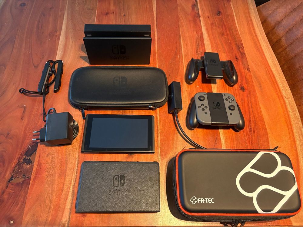 Nintendo Switch LCD 1st Gen | Kaufen auf Ricardo